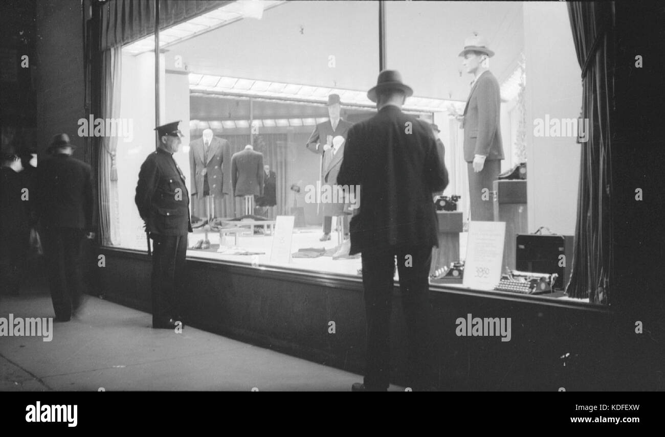 Robert Simpson Limited Store Window Montreal 1936 Stock Photo - Alamy