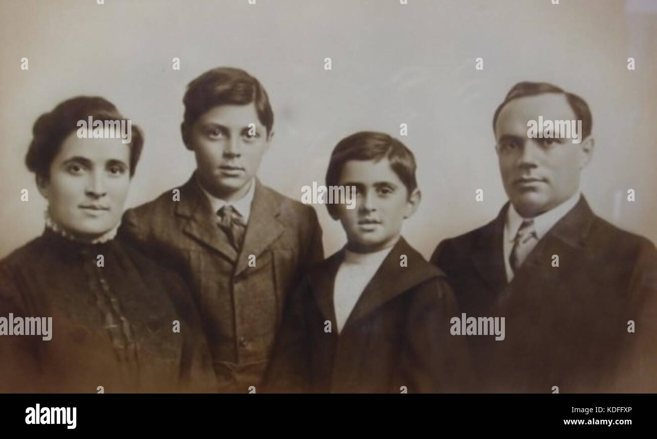 This image features Isadore Horween and his family, capturing a ...