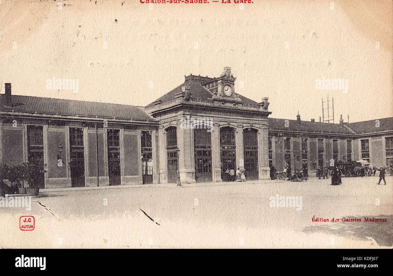JC Galeries Modernes in Châlons-sur-Saône, located near the train ...