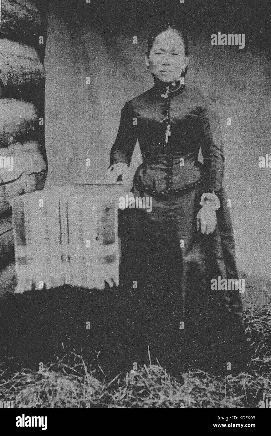 American frontier women Black and White Stock Photos & Images - Alamy