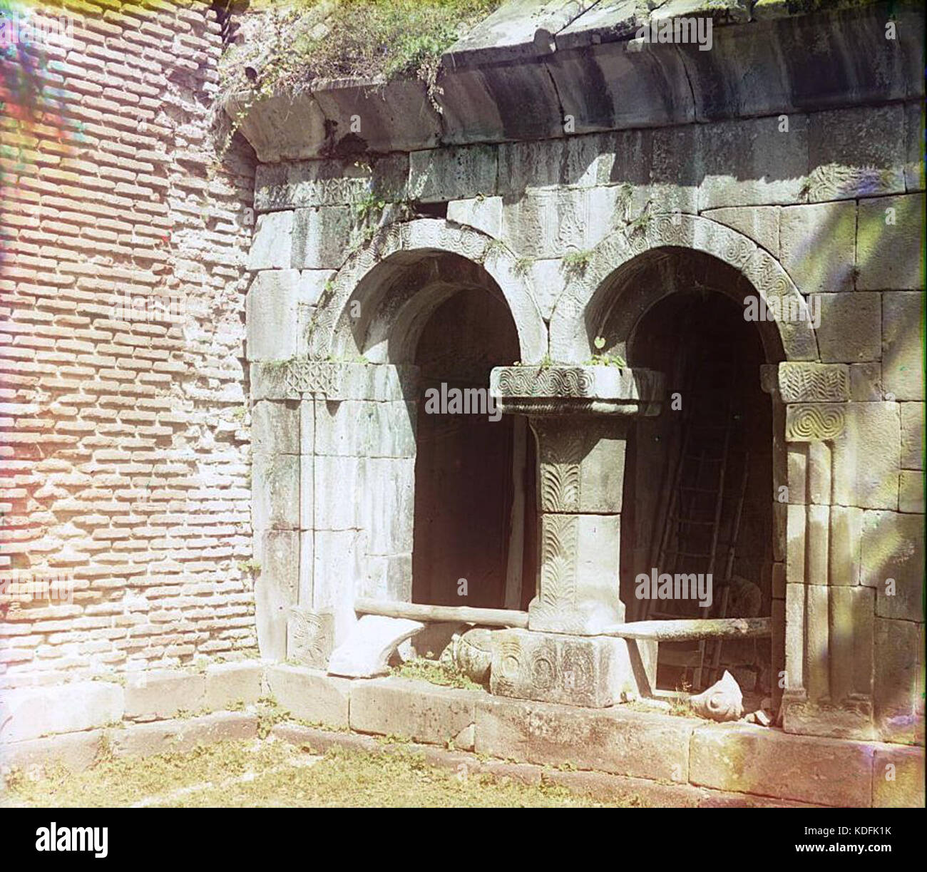 Prokudin gorsky. Inside the ruins of Timotis Ubanskii (timotisubani ...