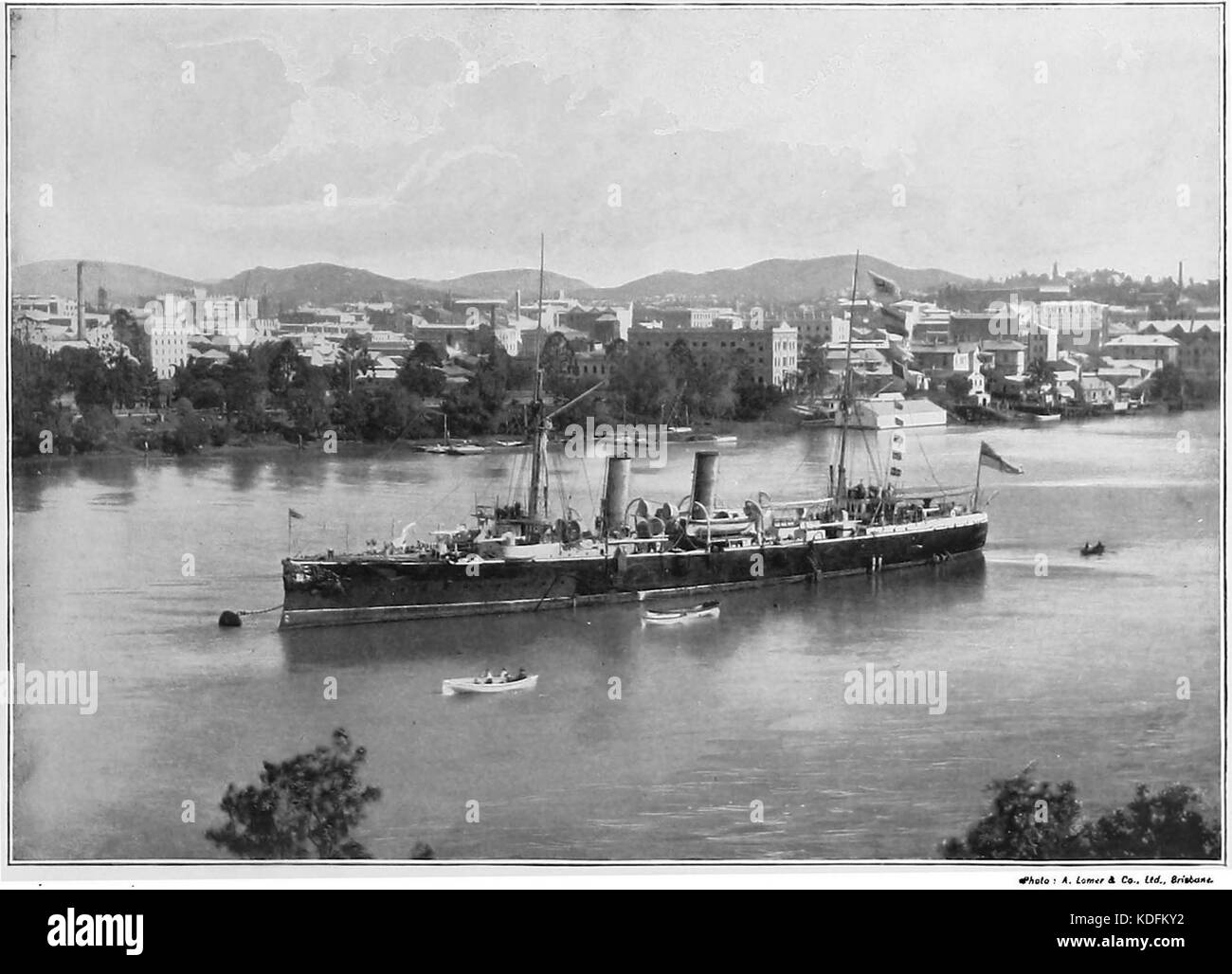 HMS Wallaroo QE2 75 Stock Photo - Alamy