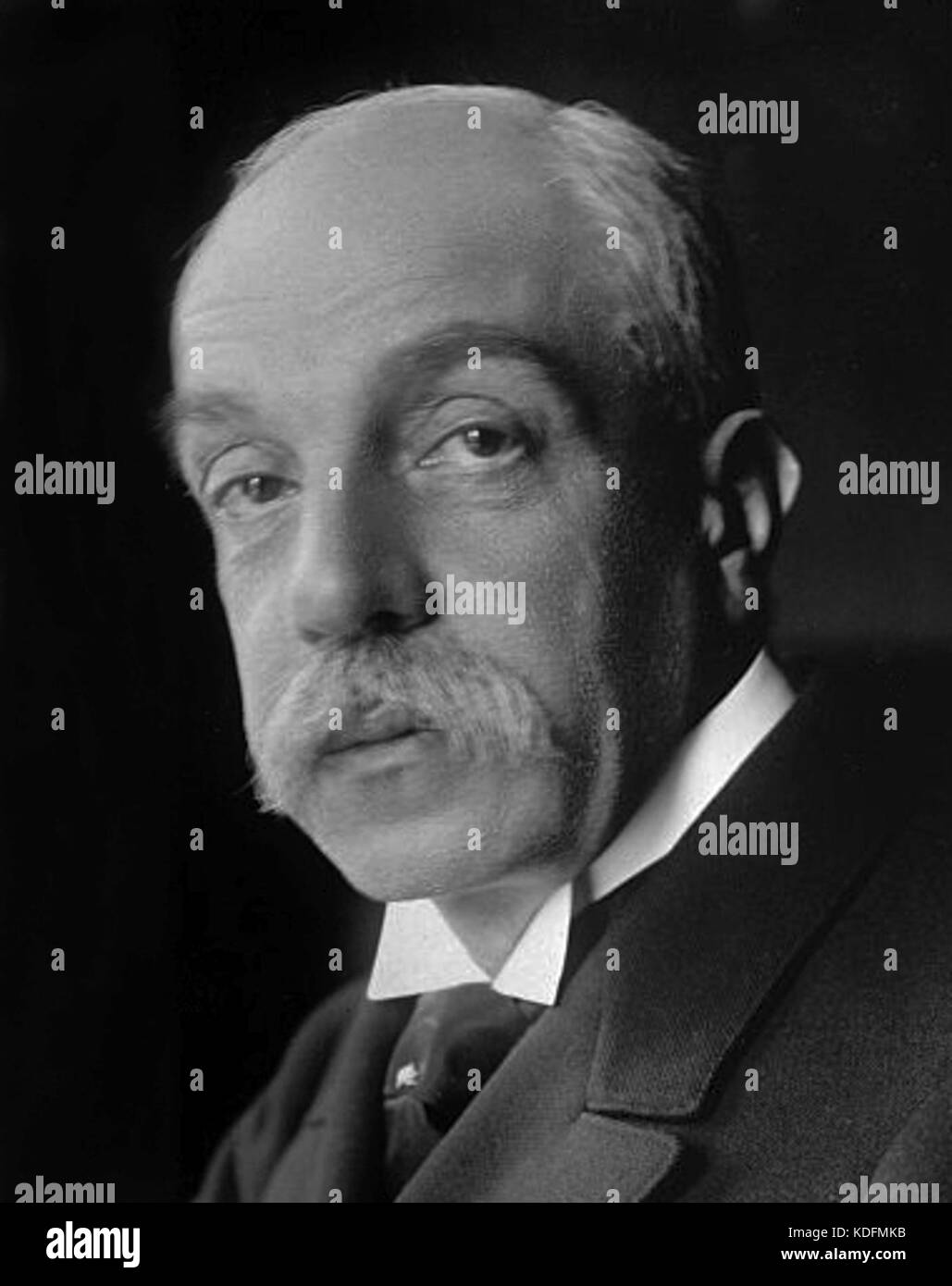 Dumba hi-res stock photography and images - Alamy