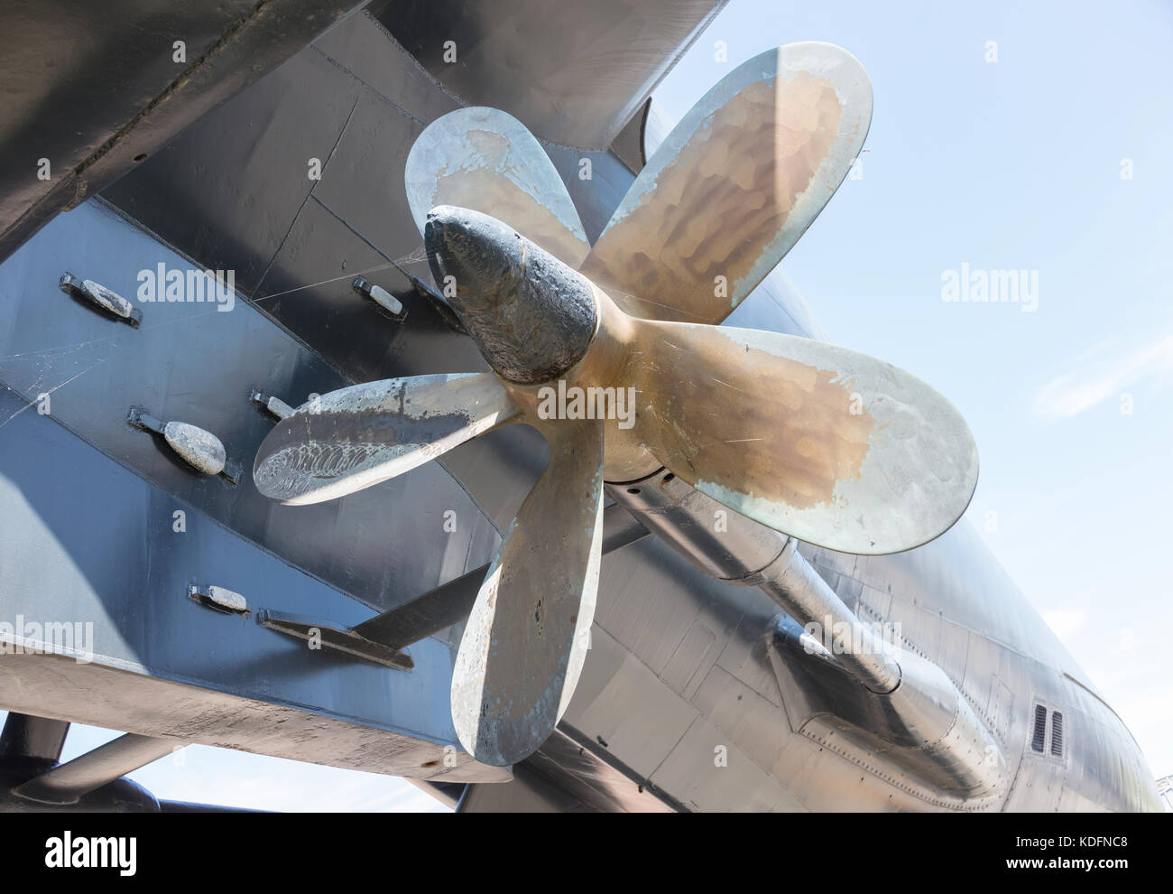 Boat prop hi-res stock photography and images - Alamy