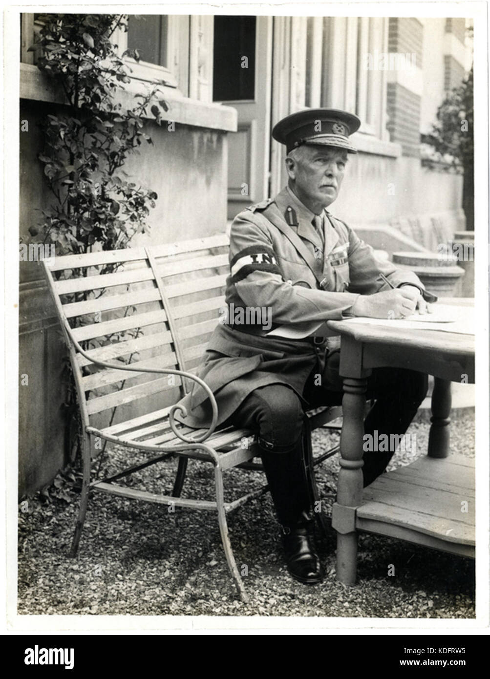 Sir James Willcocks at work (Photo 24 312 Stock Photo - Alamy