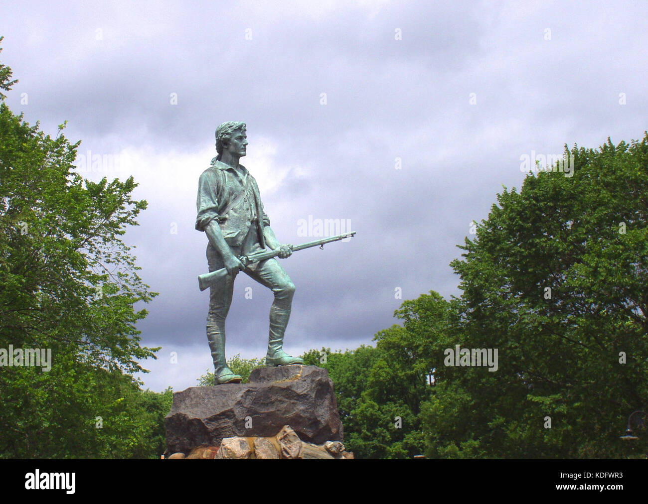 Man and statue hi-res stock photography and images - Alamy