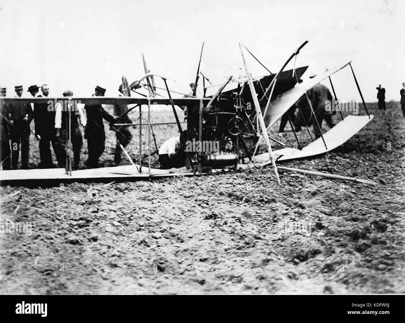 Men inspecting wreckage of first Toronto airplane crash Stock Photo - Alamy