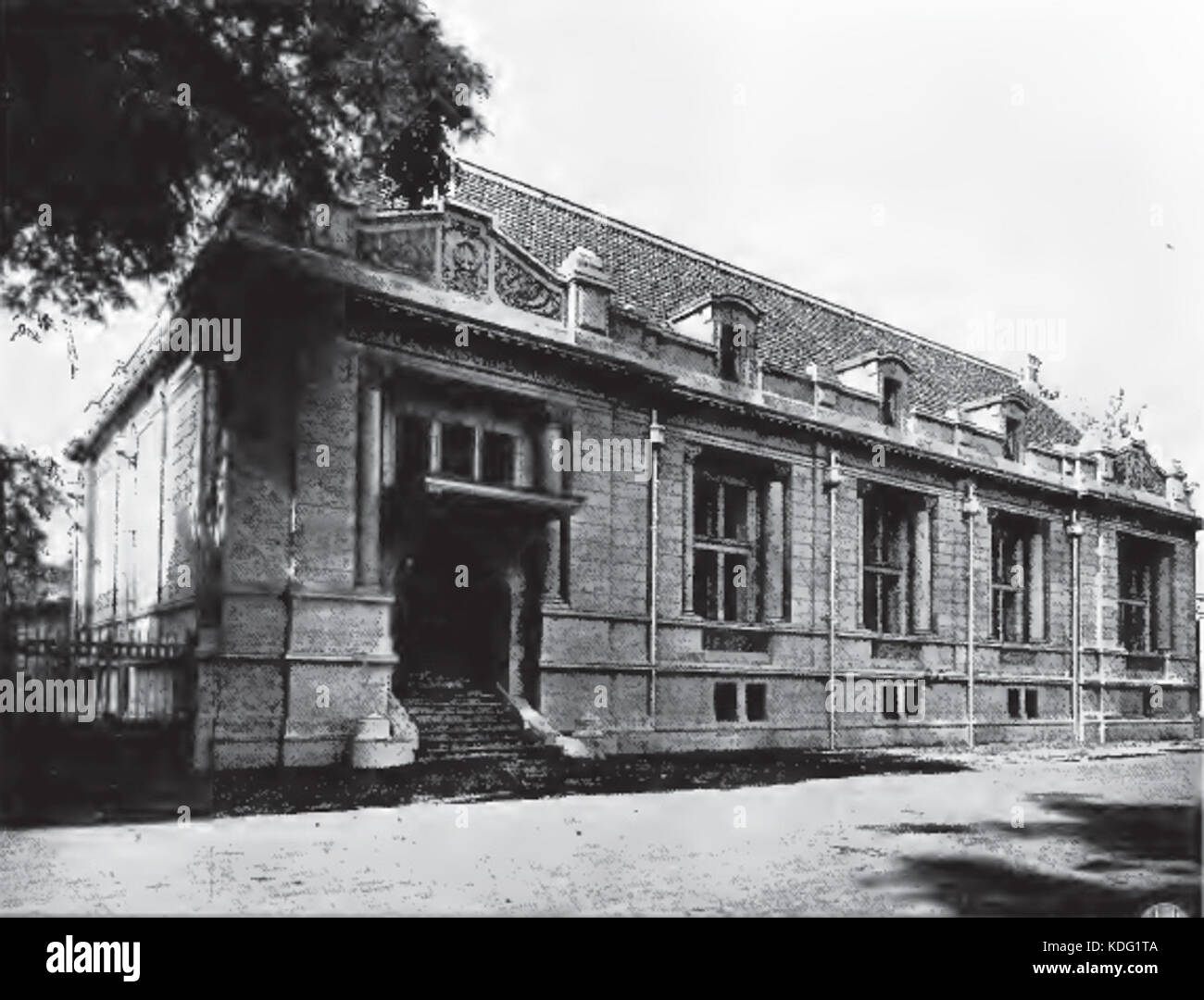 Java Bank Surabaya Office Stock Photo - Alamy
