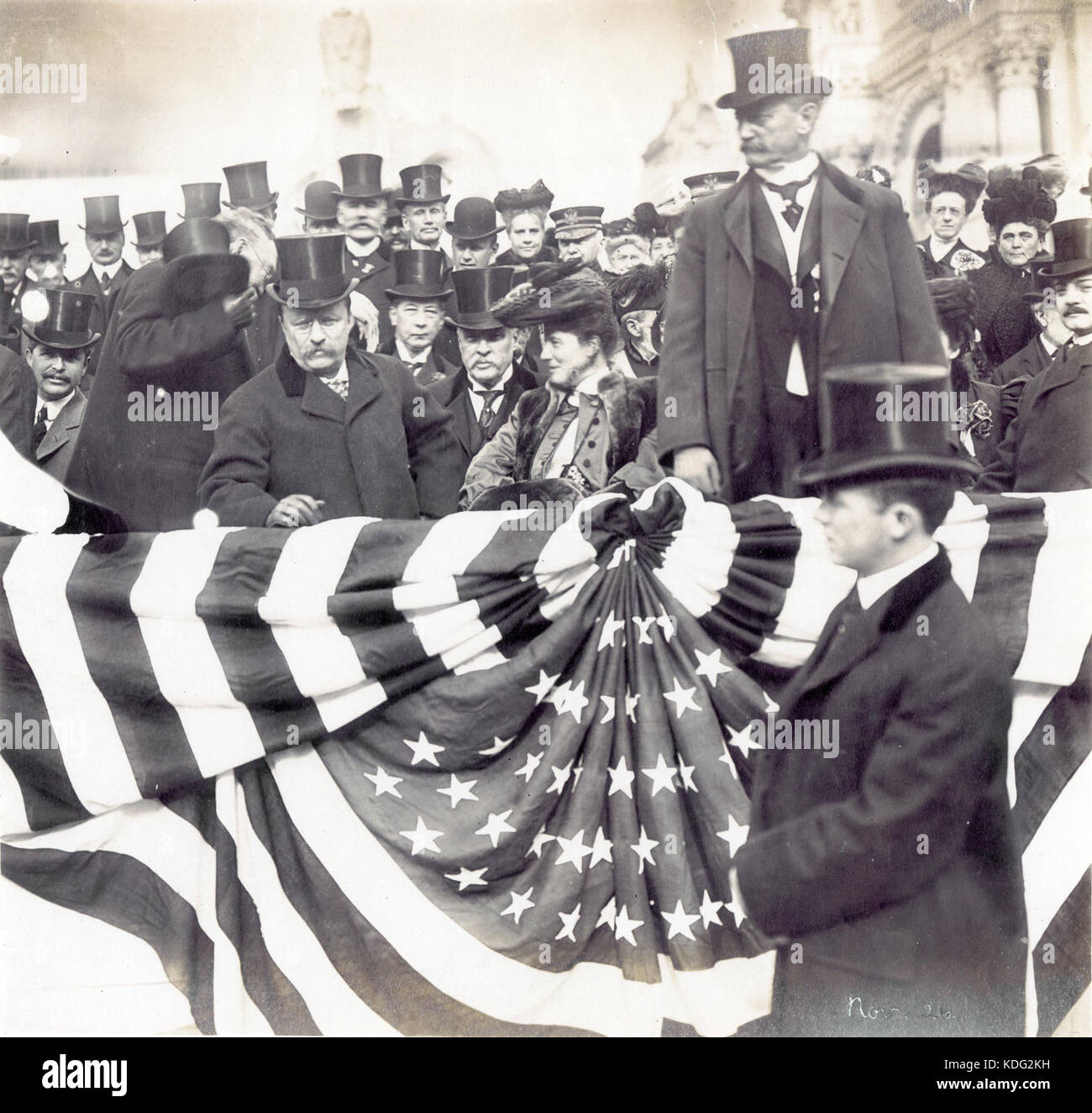 President Theodore Roosevelt, Edith Roosevelt, and David R. Francis in ...