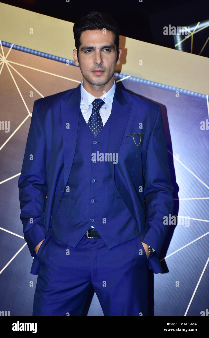 Mumbai, India. 12th Oct, 2017. Indian Zayed Khan pose during the Sony ...