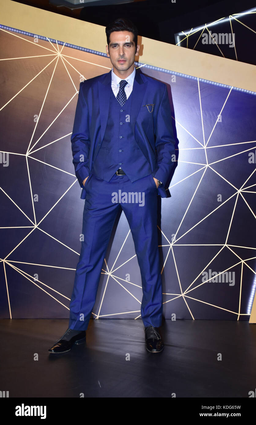 Mumbai, India. 12th Oct, 2017. Indian actor Zayed Khan pose during the ...