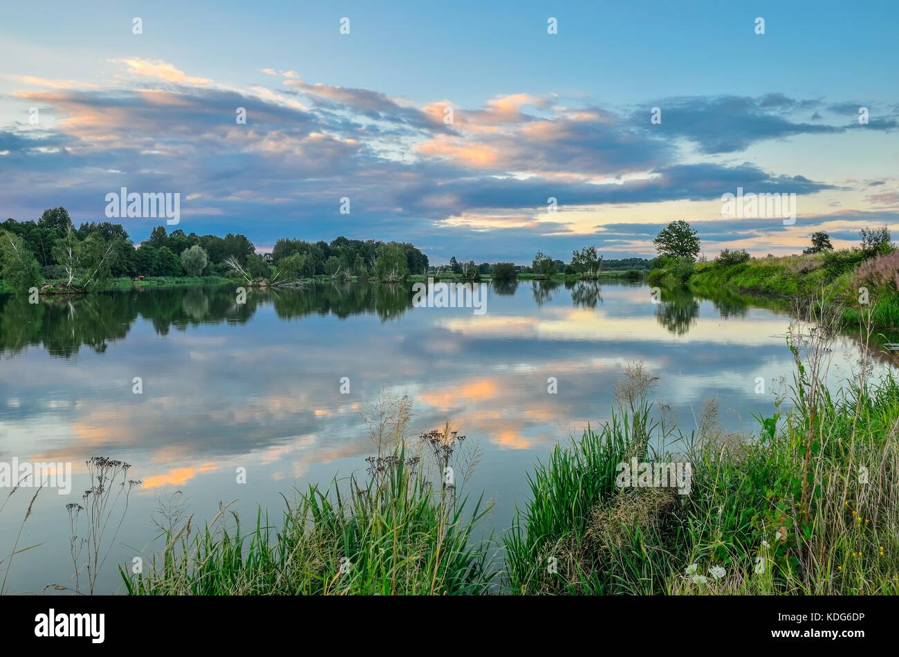 Summer water landscape hi-res stock photography and images - Alamy