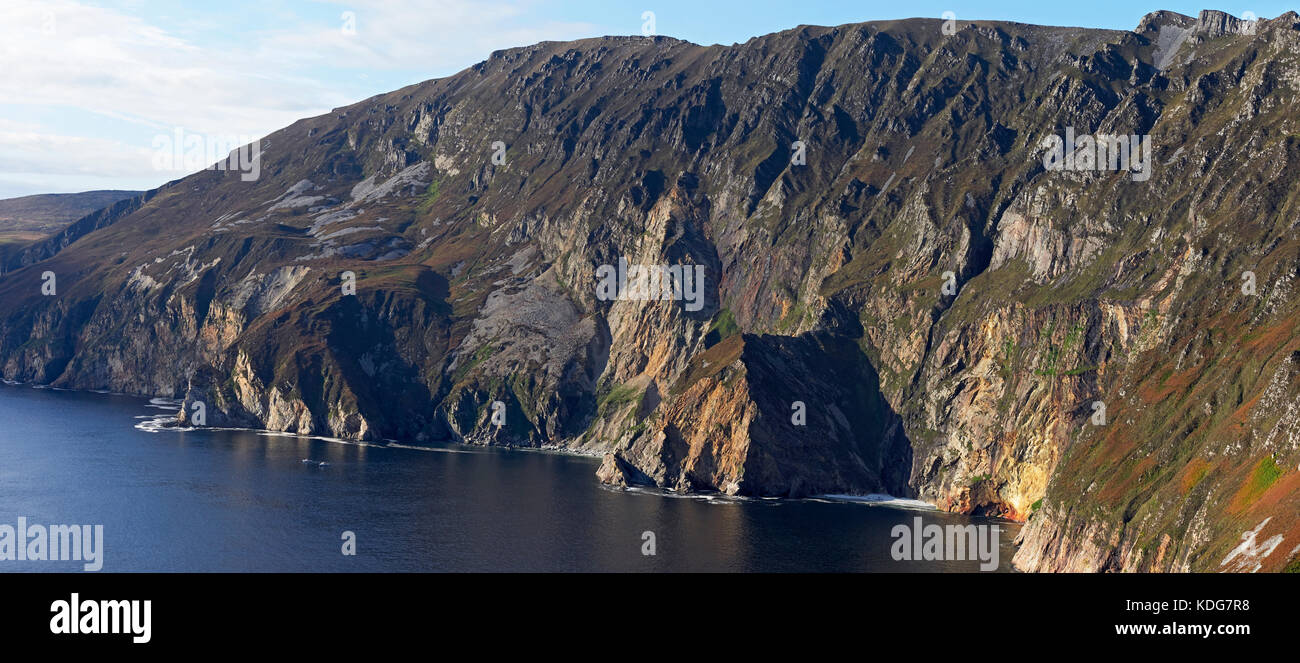 Slieve League cliffs the highest sea cliffs in Europe at 609m 1,998 ...