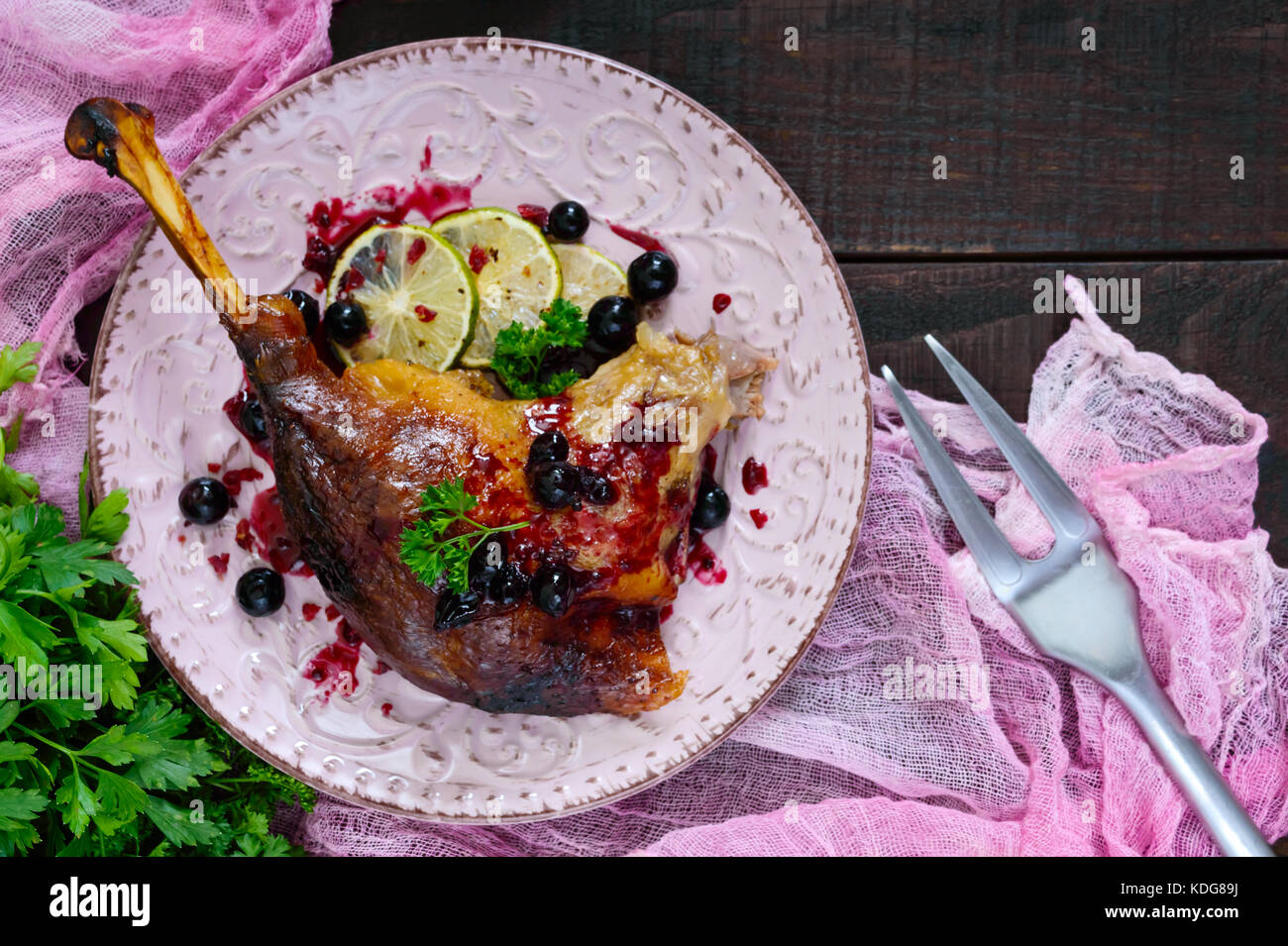 Ceramic goose hi-res stock photography and images - Alamy