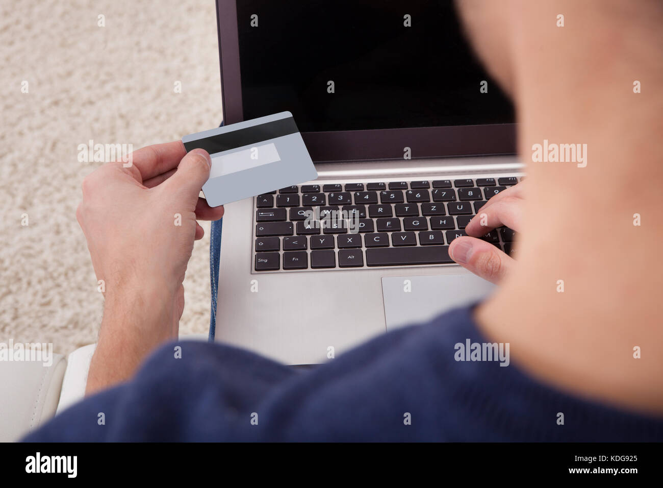 Online payment concept laptop hi-res stock photography and images - Alamy