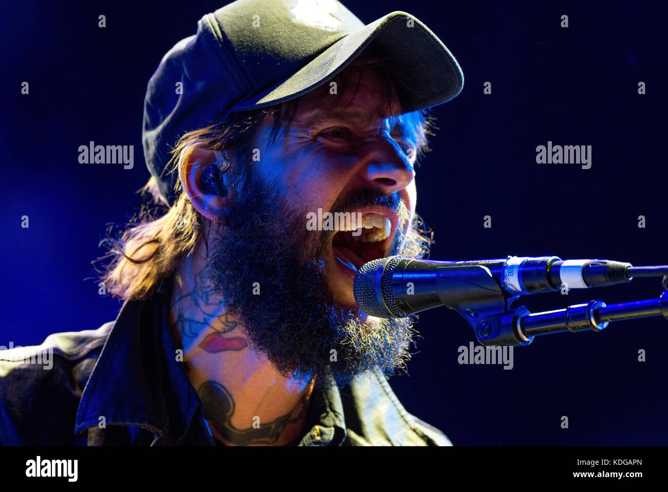 Epic rock show hi-res stock photography and images - Alamy