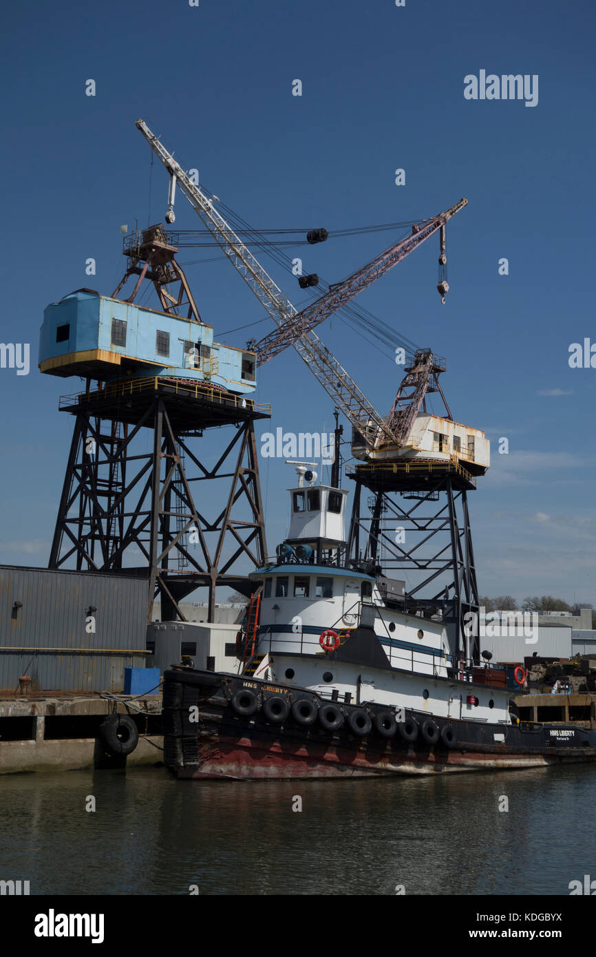 Repurposed tugboat hi-res stock photography and images - Alamy