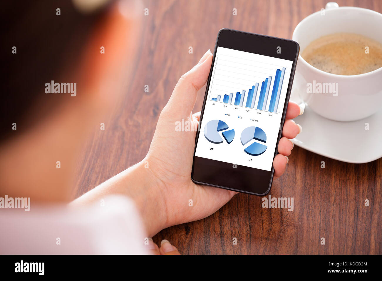 Financial graph on mobile device hi-res stock photography and images ...