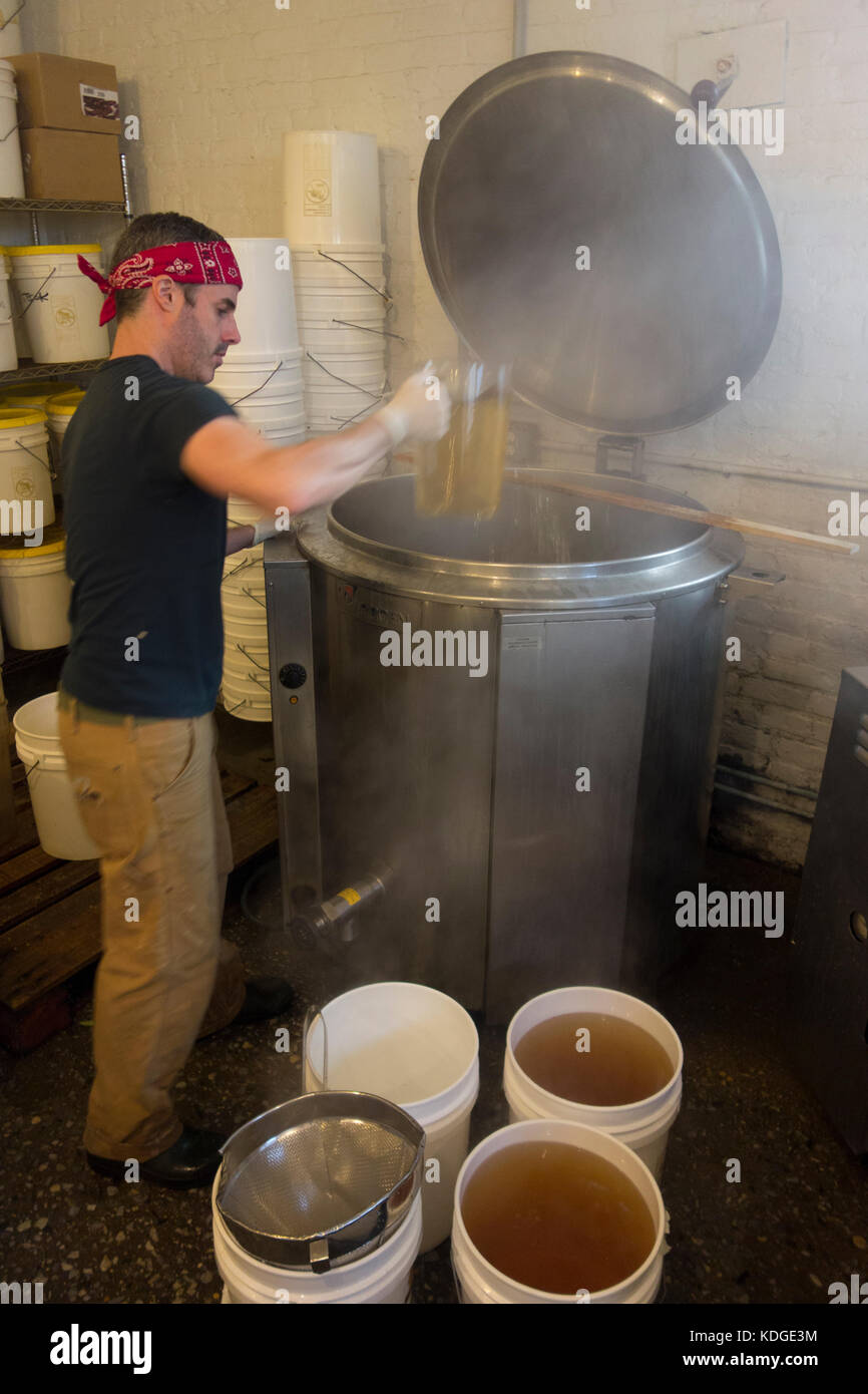 Vats of pickles hi-res stock photography and images - Alamy