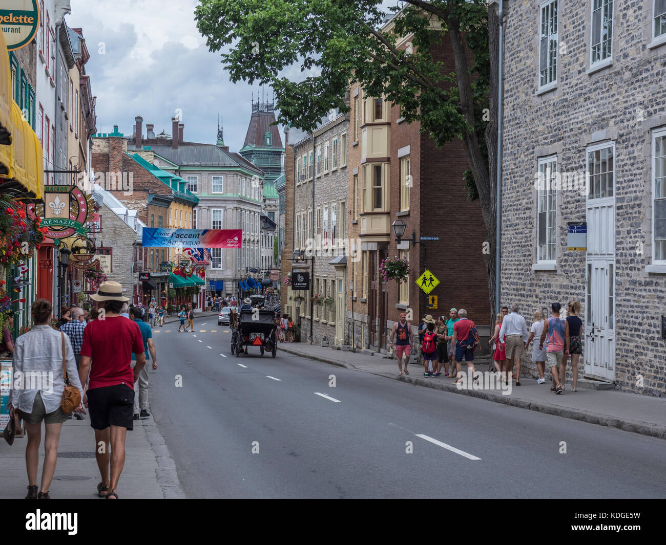 Rue Saint-Louis, Vieux Quebec, Old Town, Quebec City, Canada.aint Louis ...