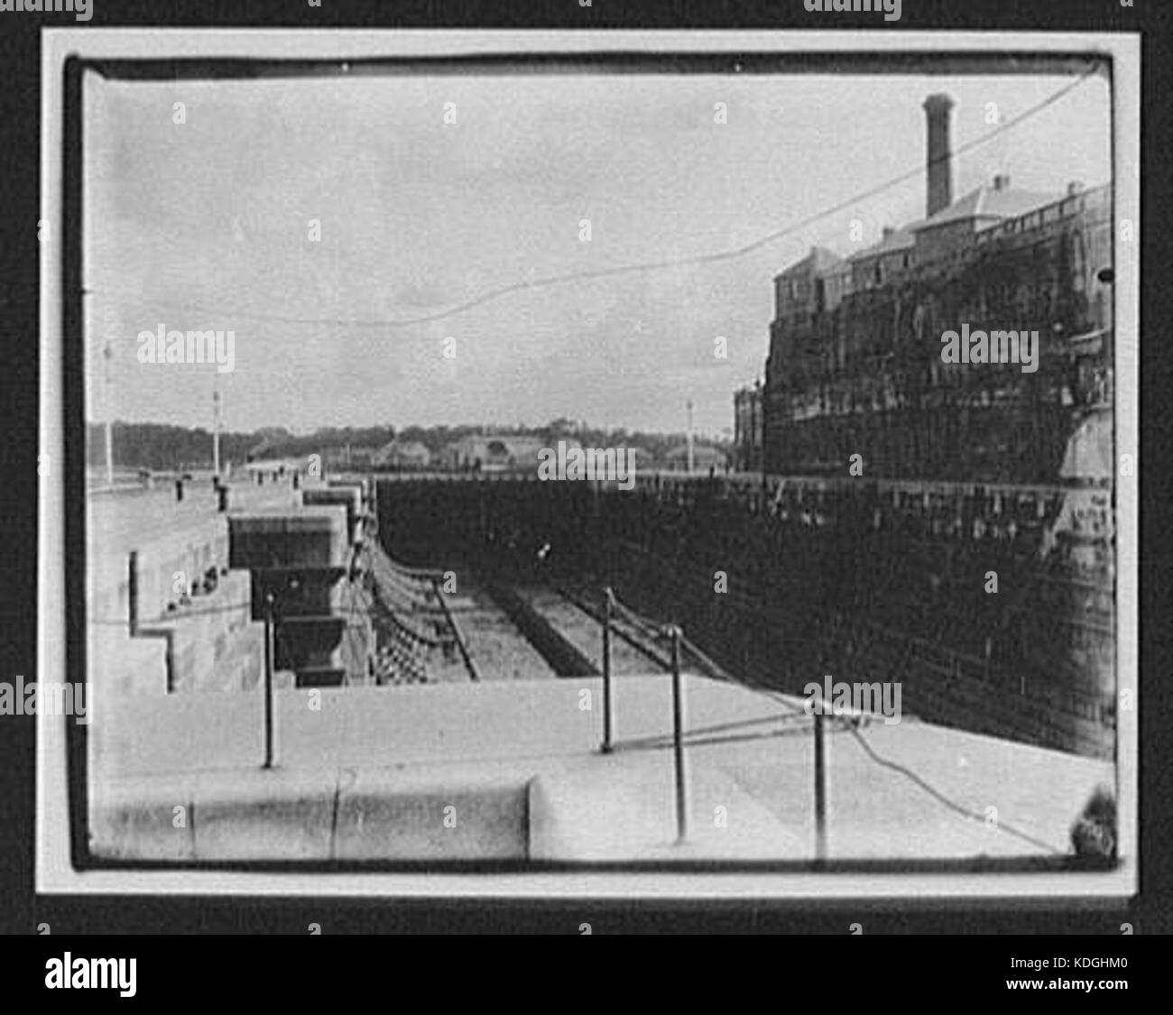 Railroad underpass and tunnel in city LCCN2004707462 Stock Photo - Alamy