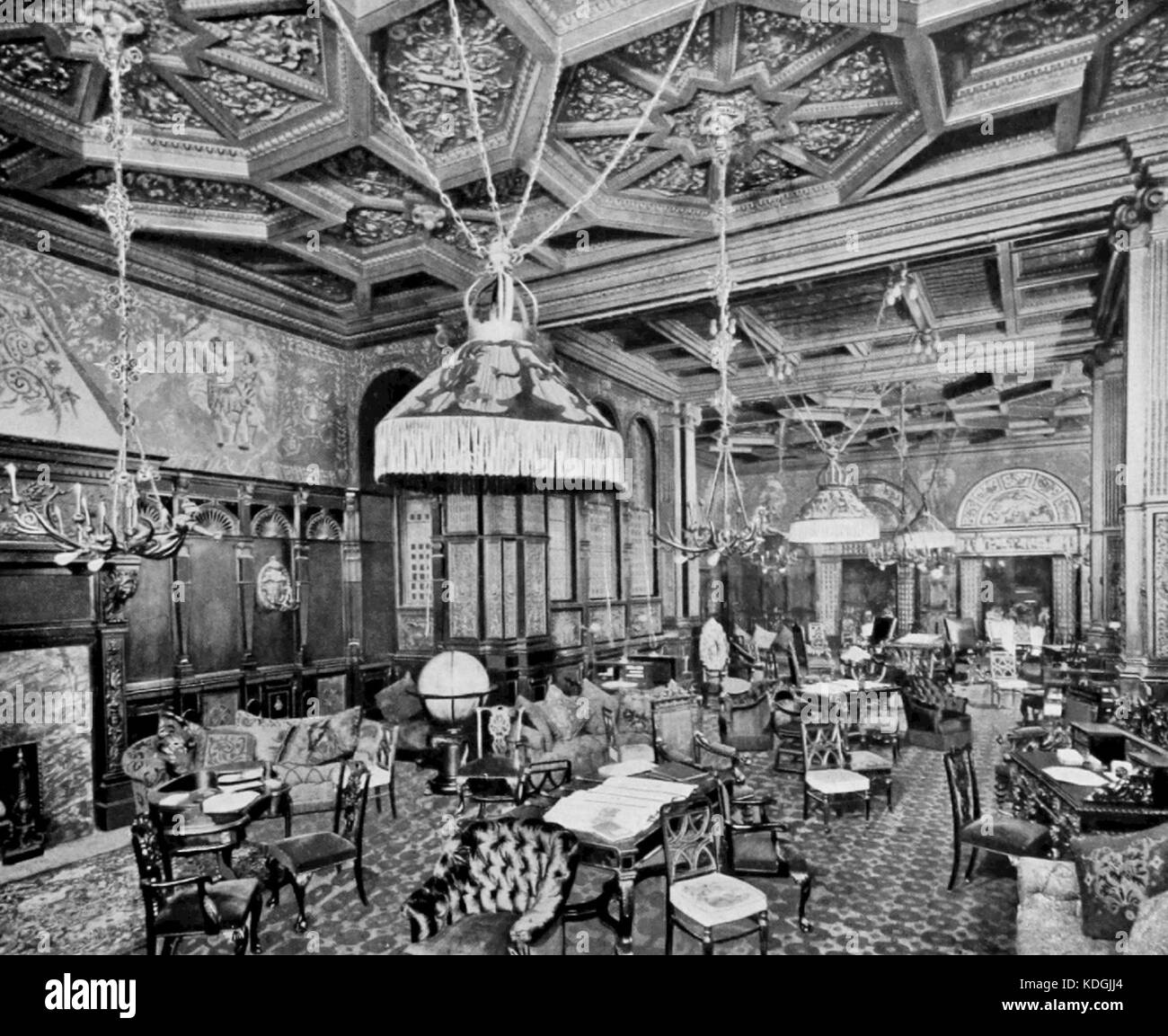 Library or Red Room Waldorf Stock Photo - Alamy