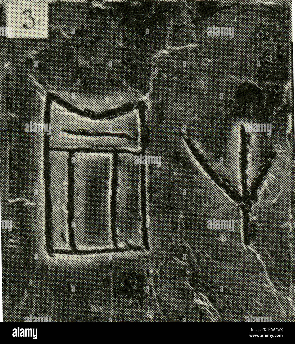 Narmer inscription on vessel from Tura, tomb 19.g.1 Stock Photo - Alamy