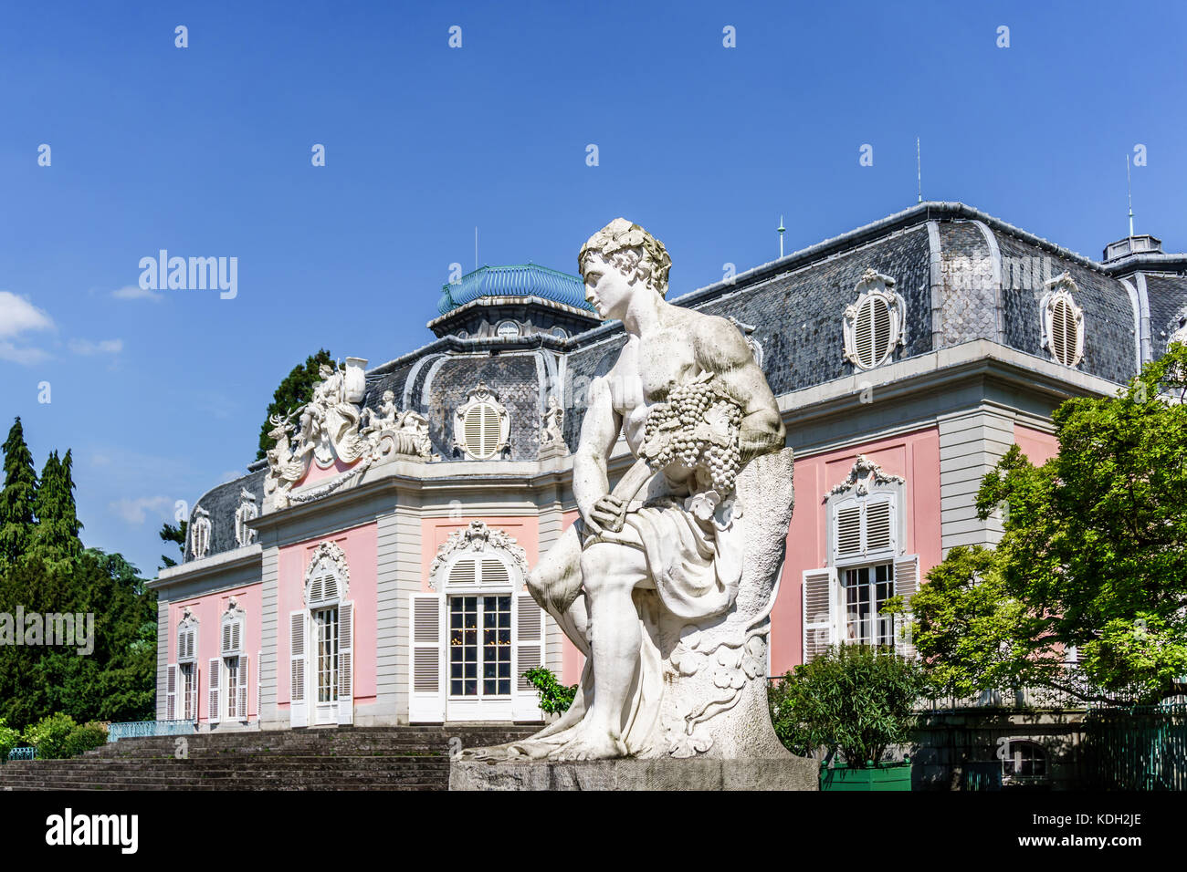 Schloss benrath benrath palace hi-res stock photography and images - Alamy