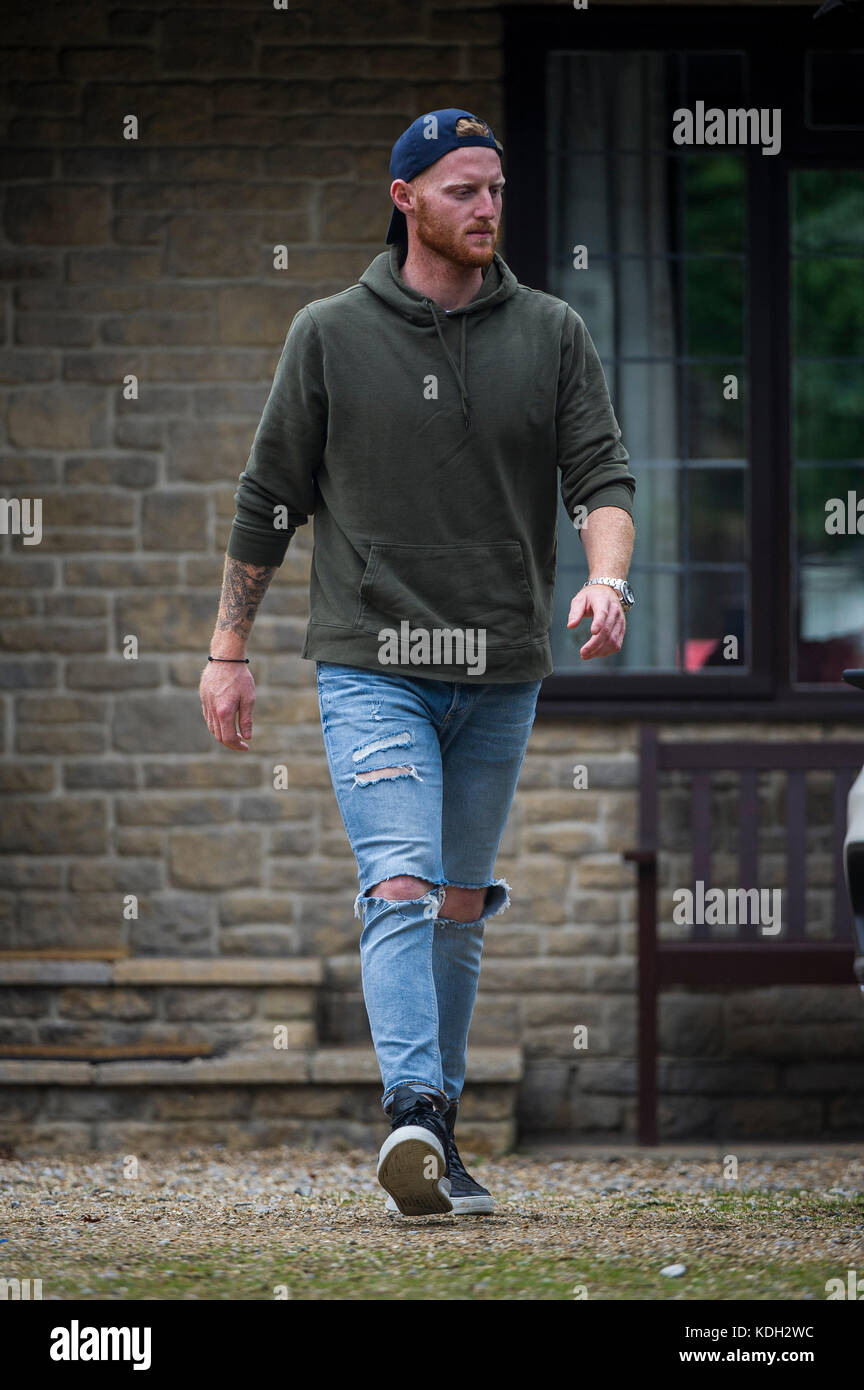 13.10.17. Cricketer Ben Stokes arrives at the home of the mother of ...