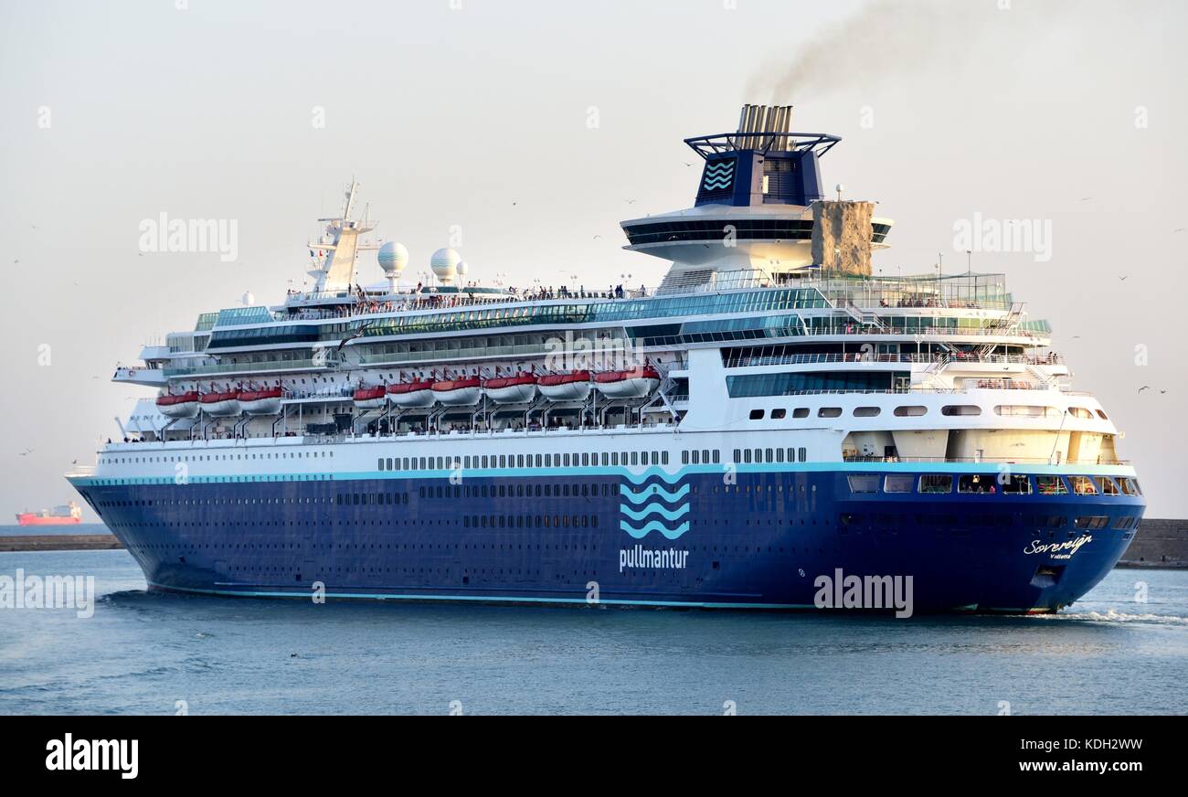 Ms sovereign hi-res stock photography and images - Alamy