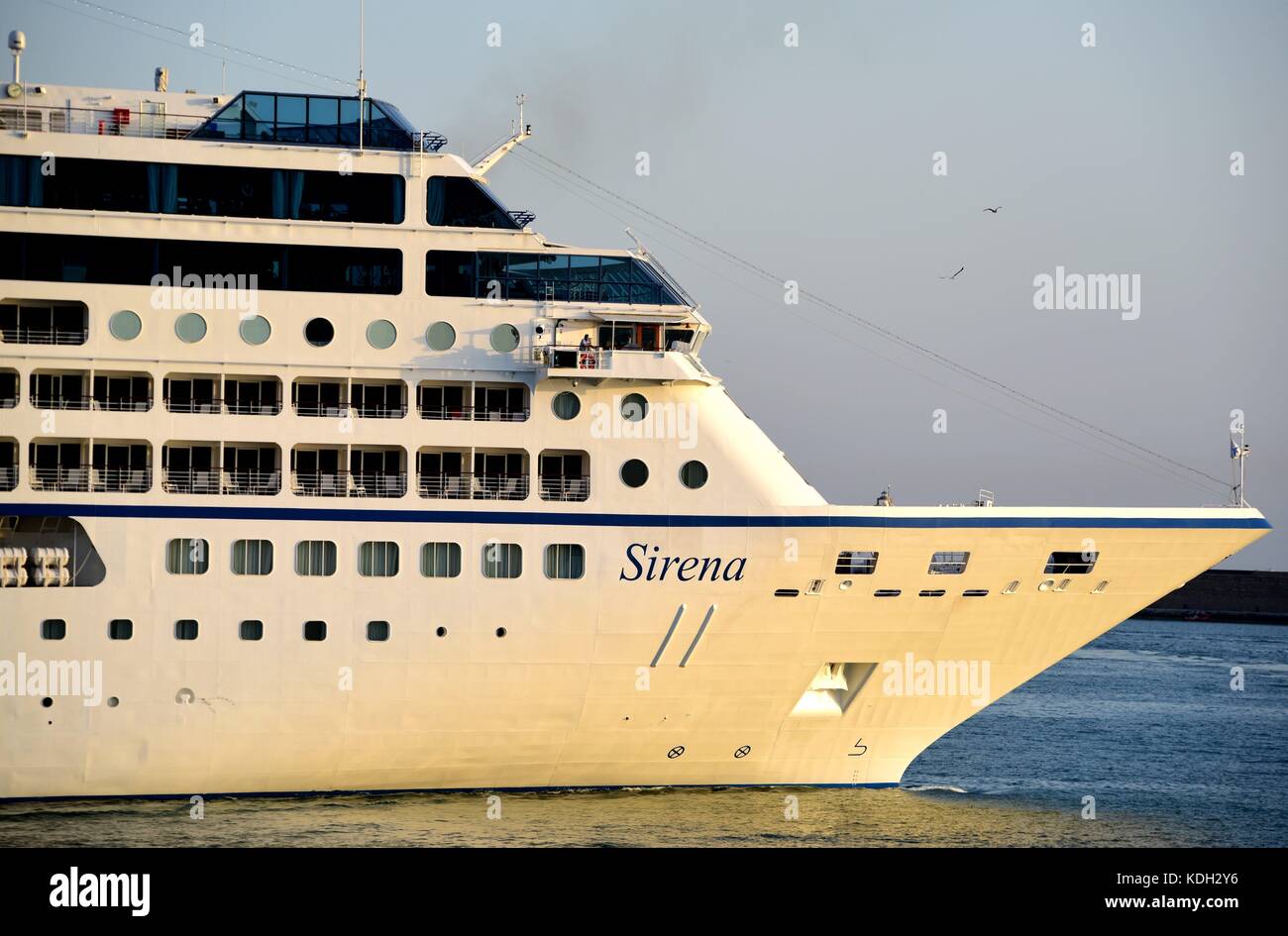Sirena cruise hi-res stock photography and images - Alamy