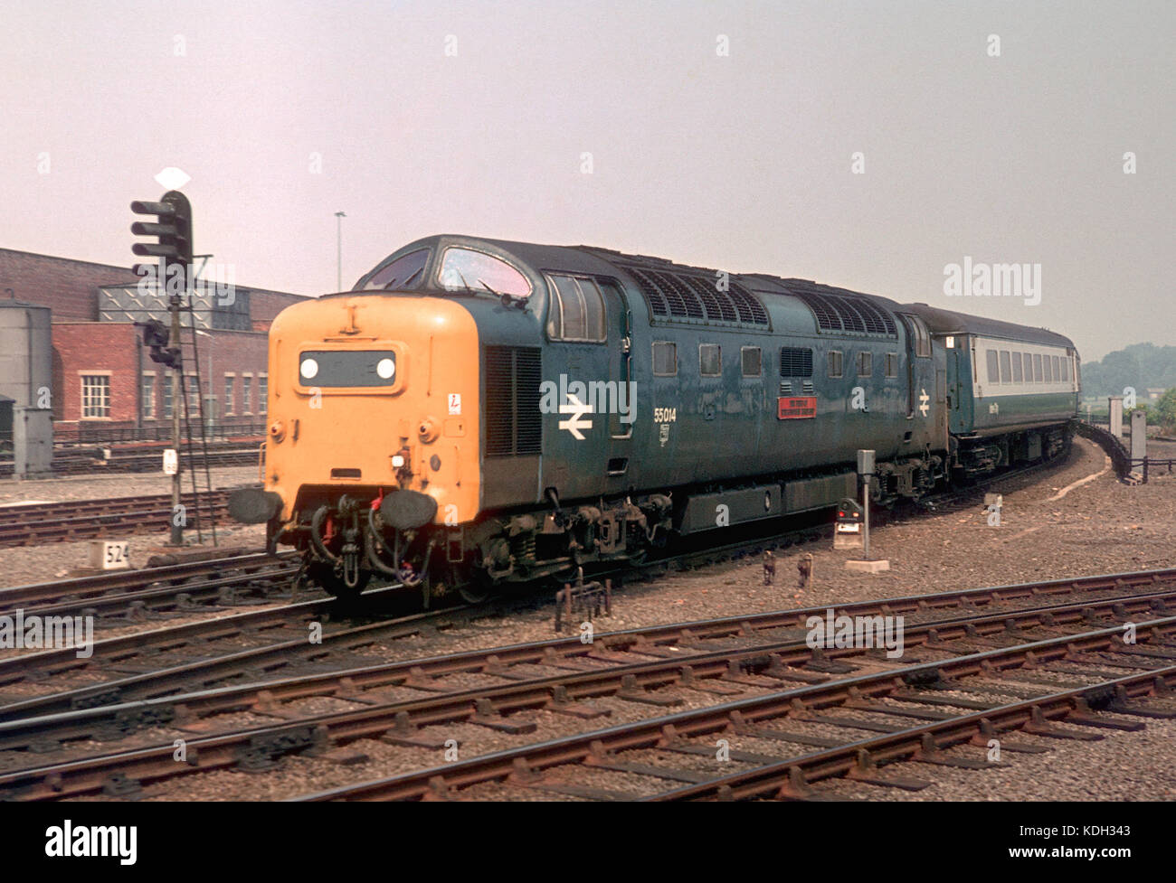 Class 55 locomotive arrives at York from the north in 1978 Stock Photo ...