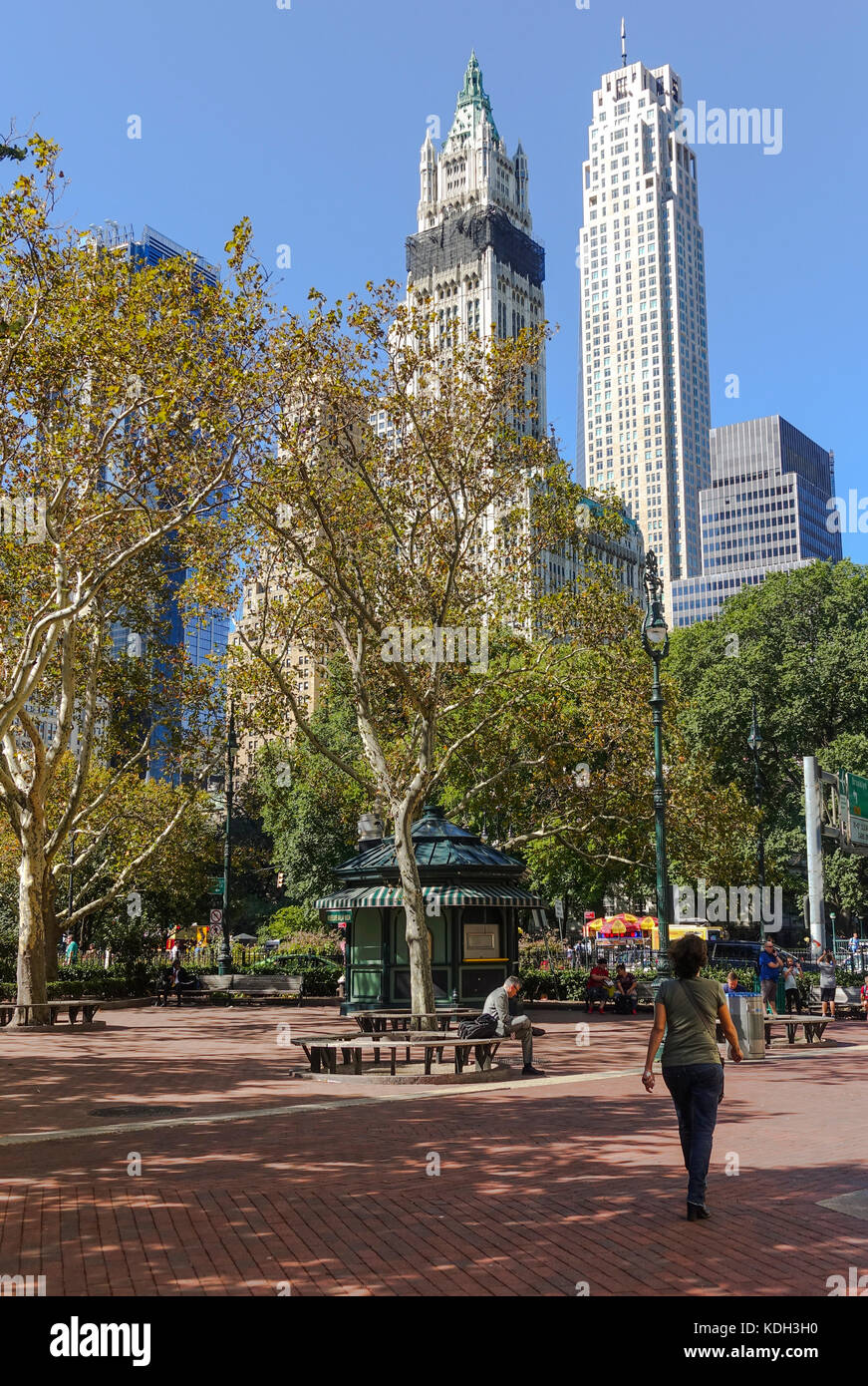 Four seasons hotel new york downtown hi-res stock photography and ...