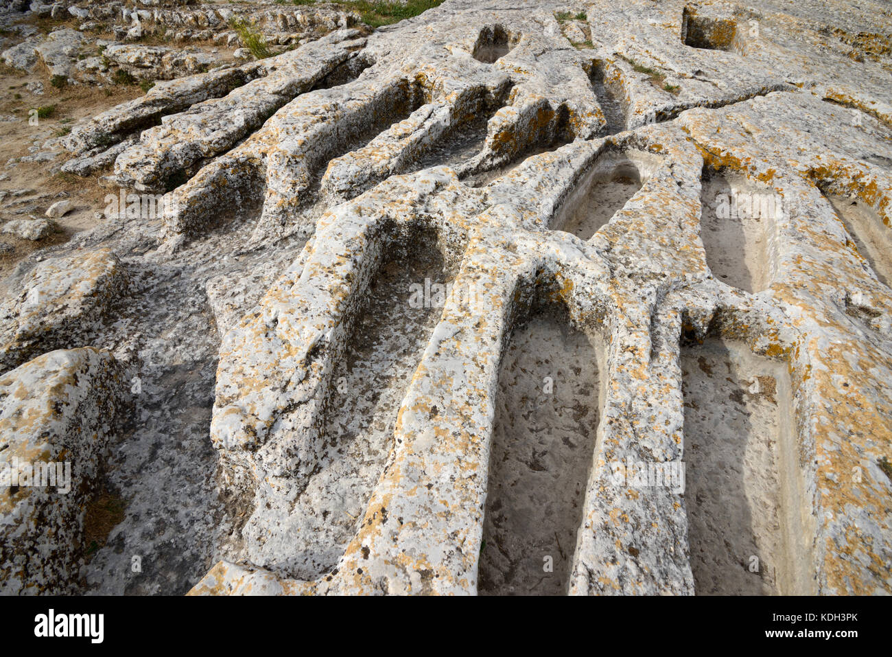 Rock cemetery hi-res stock photography and images - Alamy