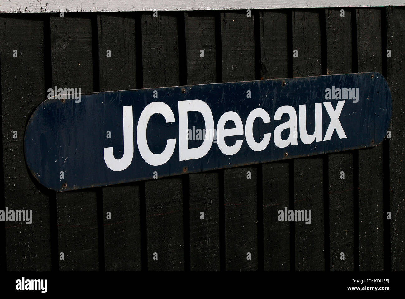 Jcdecaux hi-res stock photography and images - Alamy