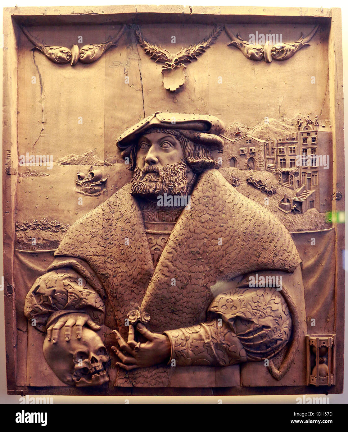 Relief portrait hi-res stock photography and images - Alamy