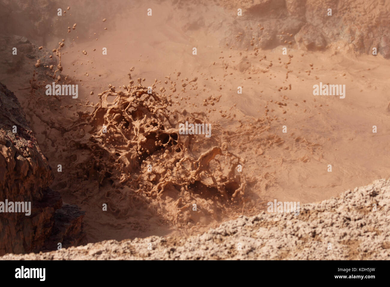 Mud geyser in yellowstone national hi-res stock photography and images ...