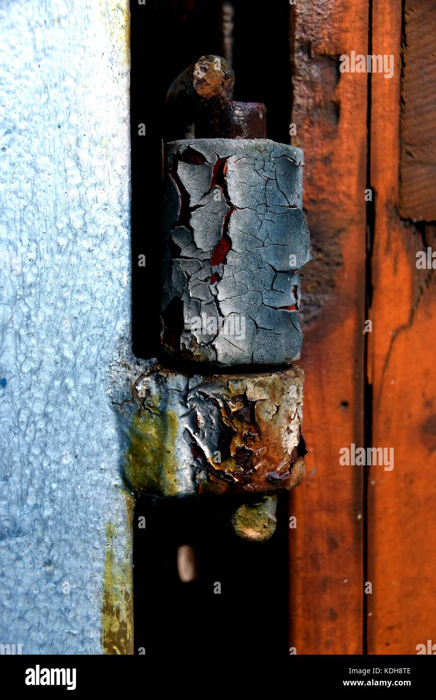 Old Rusty Hinge High Resolution Stock Photography and Images - Alamy