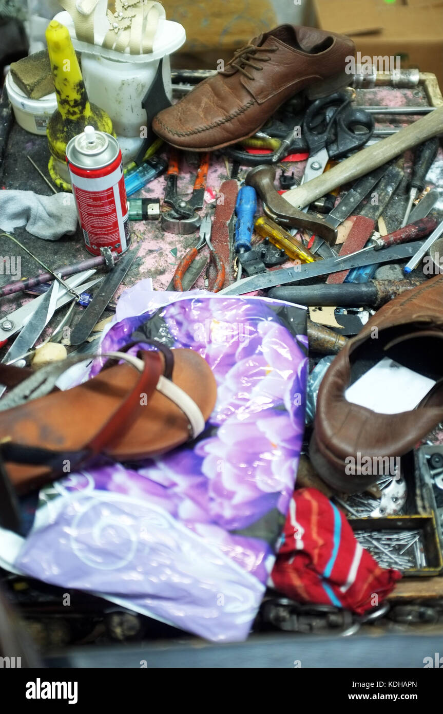 Various traditional shoemaker tools Stock Photo - Alamy