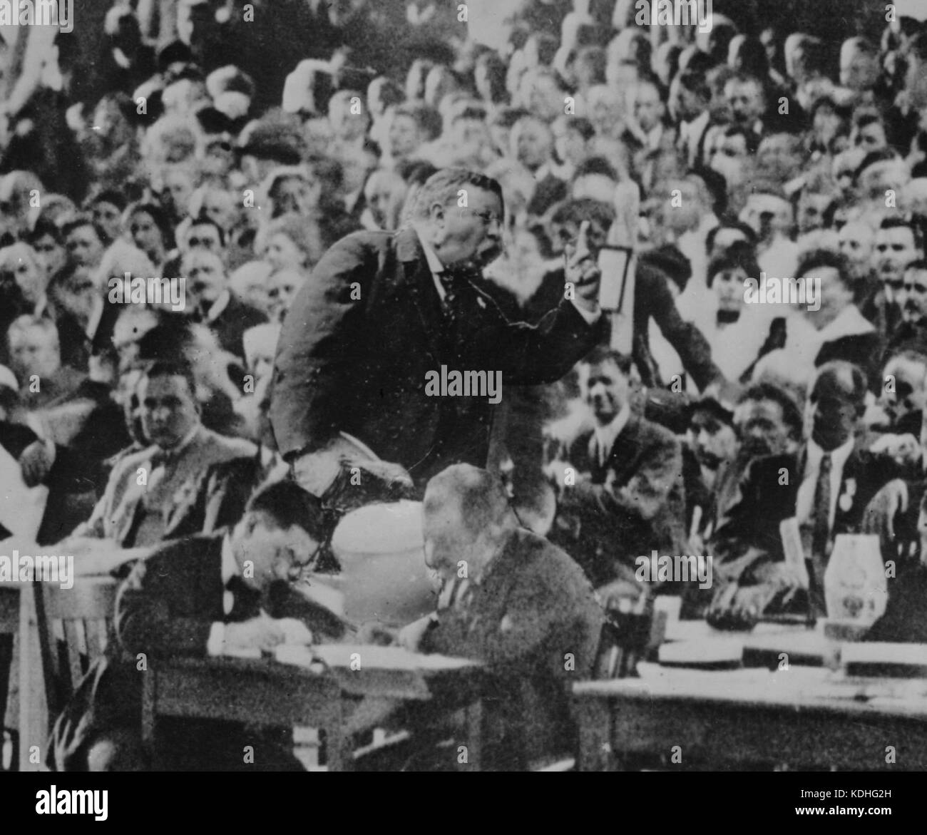 Roosevelt speaking in convention hall, Chicago (cropped1 Stock Photo ...