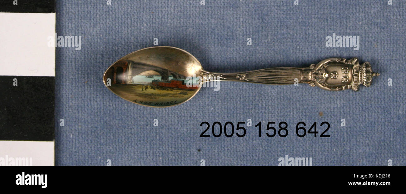 Painted Eads Bridge Souvenir Spoon Stock Photo - Alamy