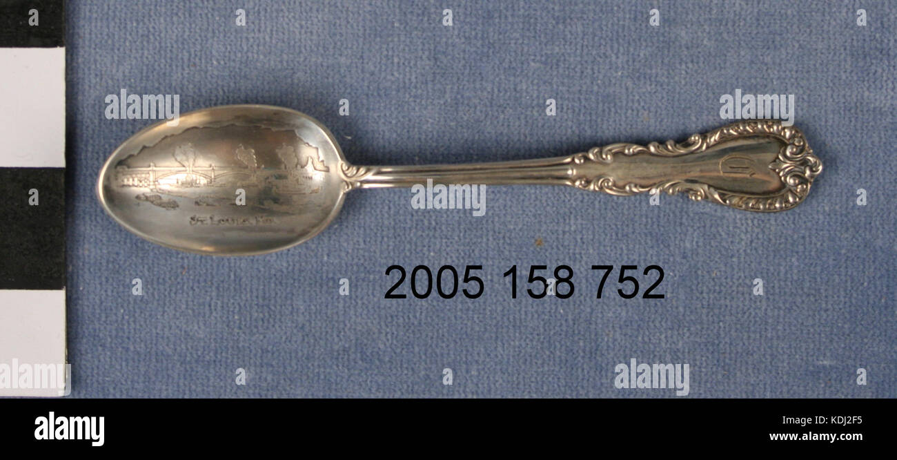 Spoon bridge hi-res stock photography and images - Alamy