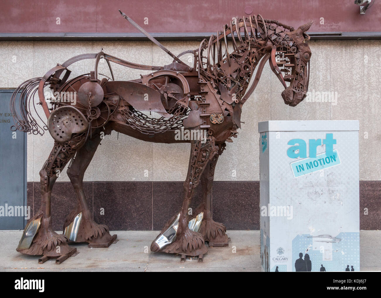 Metal horse sculpture hi-res stock photography and images - Alamy