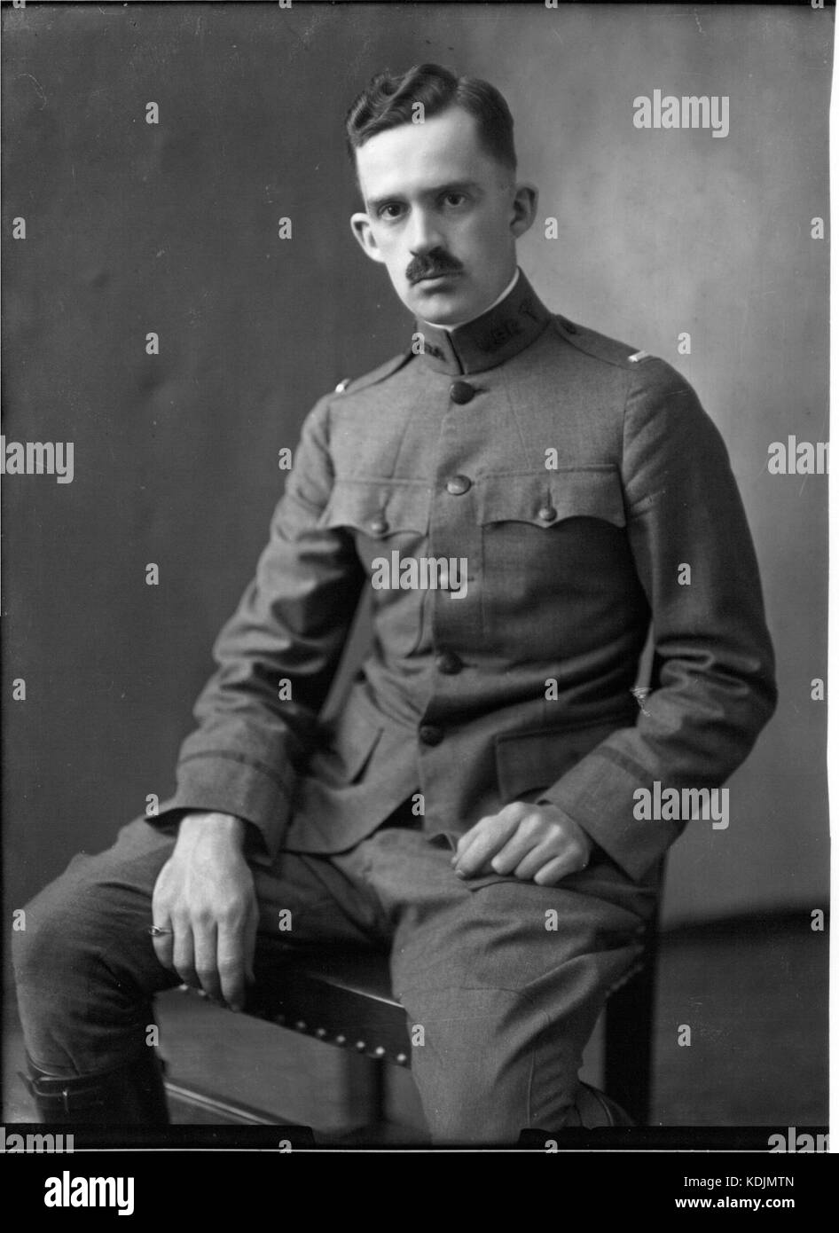 Portrait photograph of Parke G. Smith, M.D. in military uniform 1918 (3190808885 Stock Photo - Alamy