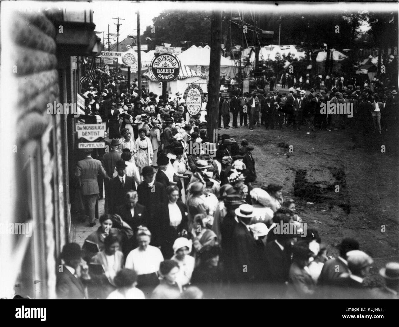 This photograph captures spectators at the Oxford Street Fair in 1913 ...