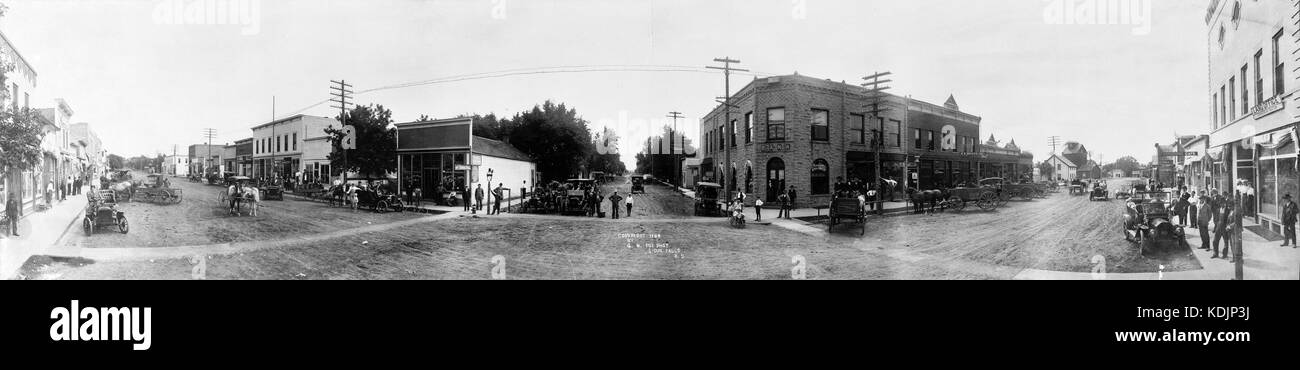 Panoramic photograph of the principal street of Akron, Iowa ...