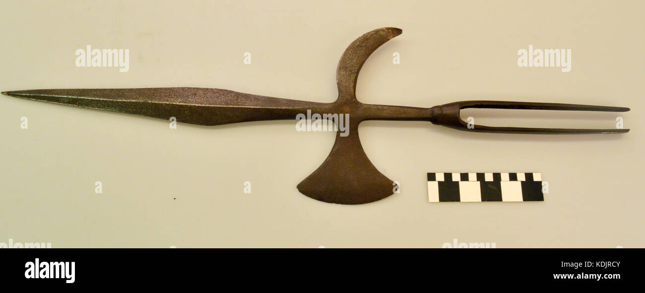 16th century spanish sword hi-res stock photography and images - Alamy