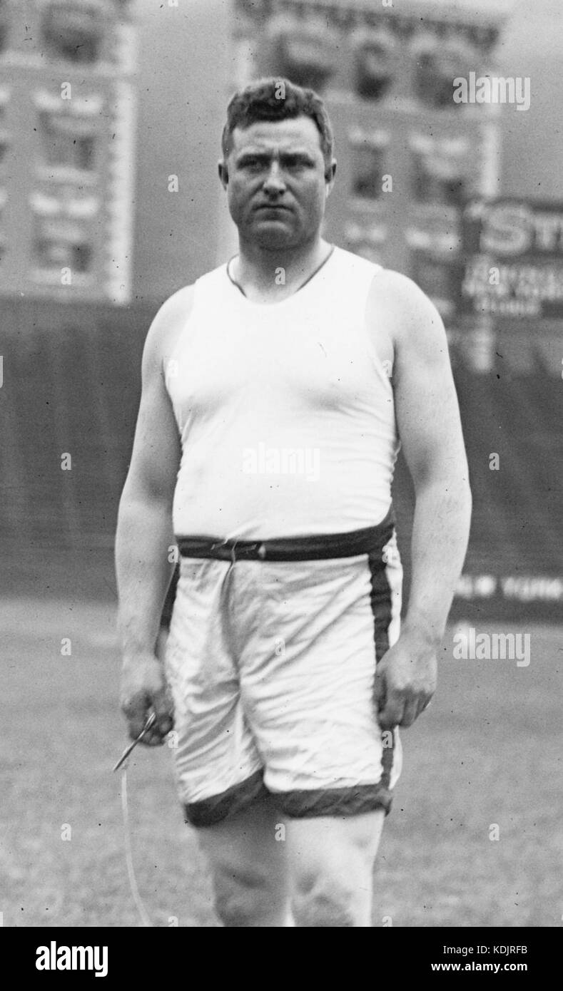 Simon gillis hi-res stock photography and images - Alamy