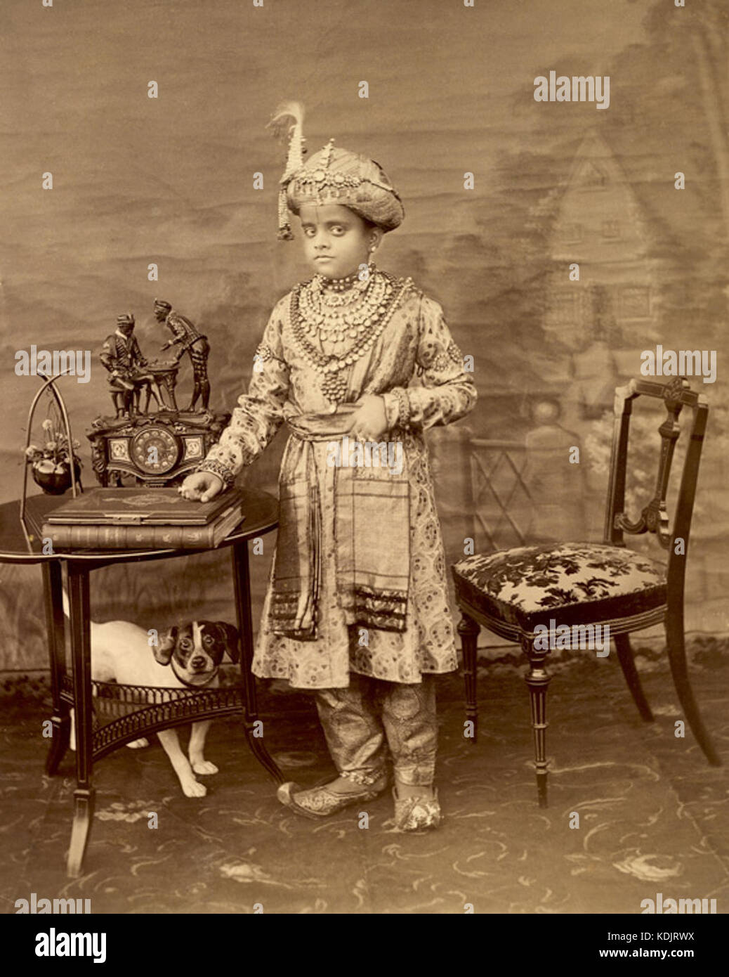 Maharaja portraits hi-res stock photography and images - Alamy