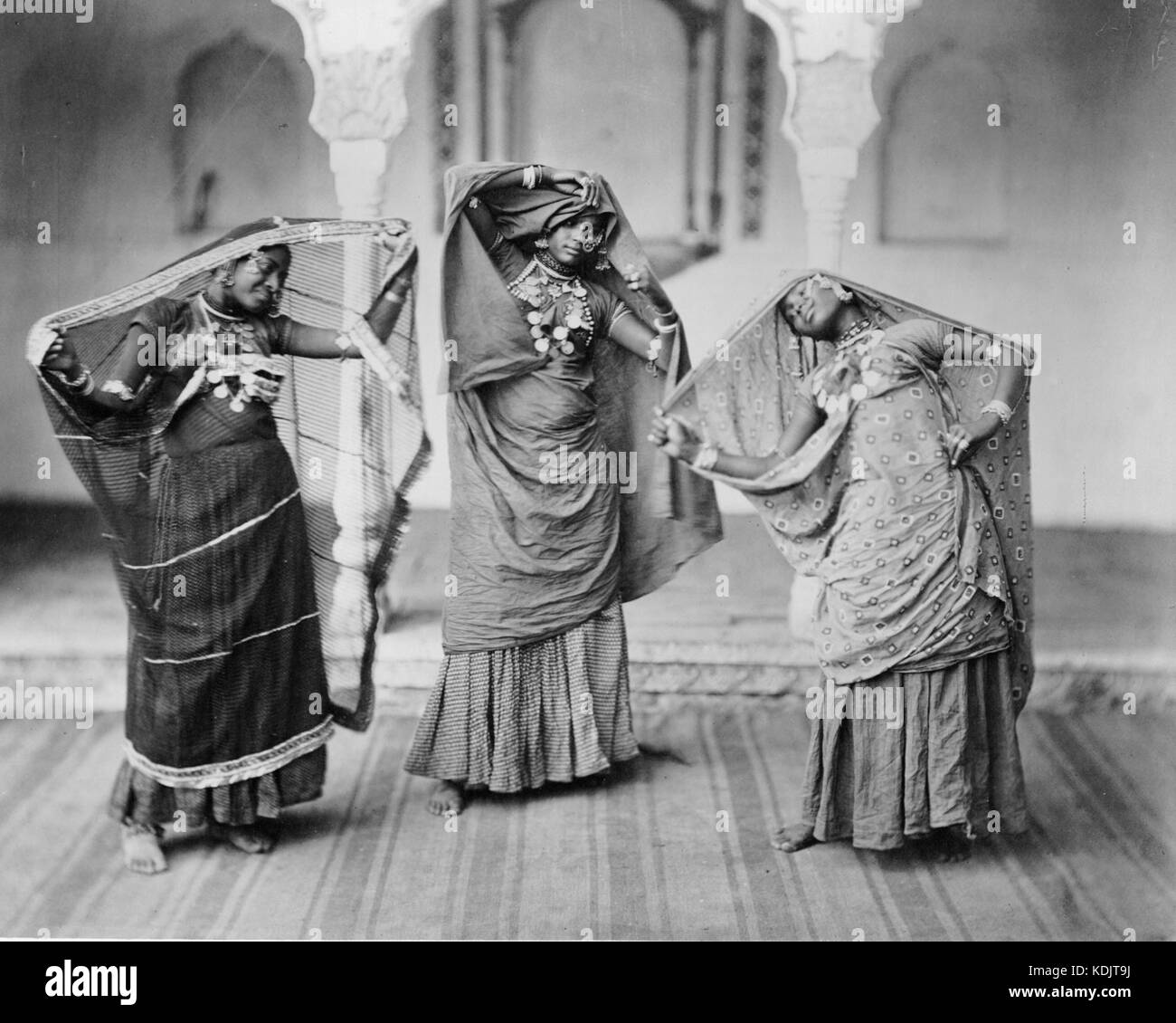 Nautch dancers in India, ca 1860 1870 Stock Photo - Alamy